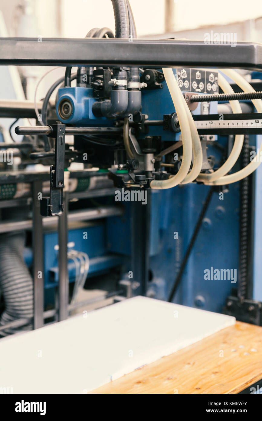 Old printing machine hi-res stock photography and images - Alamy