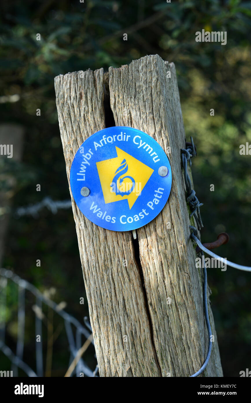 Coastal path sign on hi-res stock photography and images - Alamy
