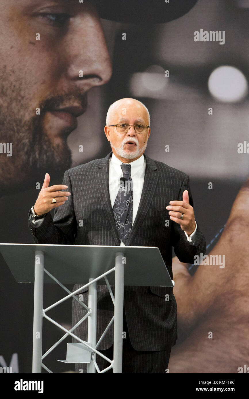 Romulus, Michigan - Wayne County (Michigan) Executive Warren Evans ...