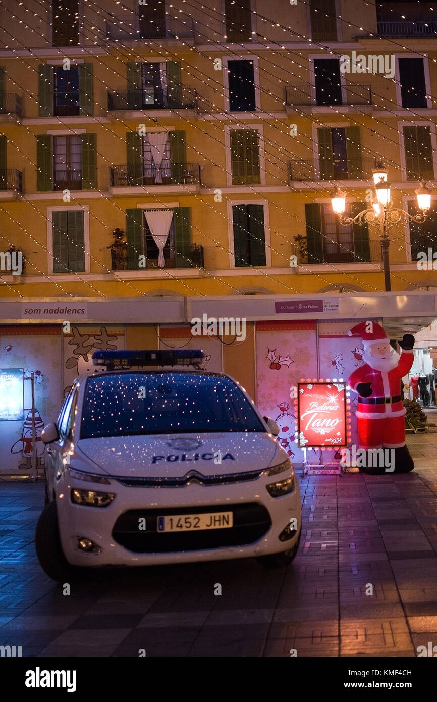 PALMA DE MALLORCA, BALEARIC ISLANDS, SPAIN - DECEMBER 5, 2017: Police ...