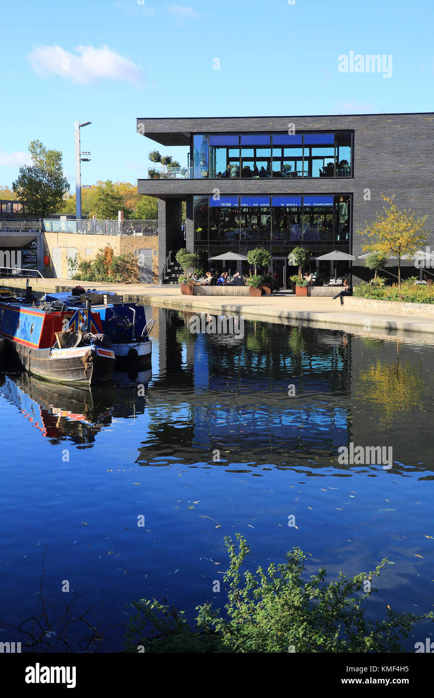 The Lighterman restaurant on Regent's Canal, at Kings Cross, in north ...