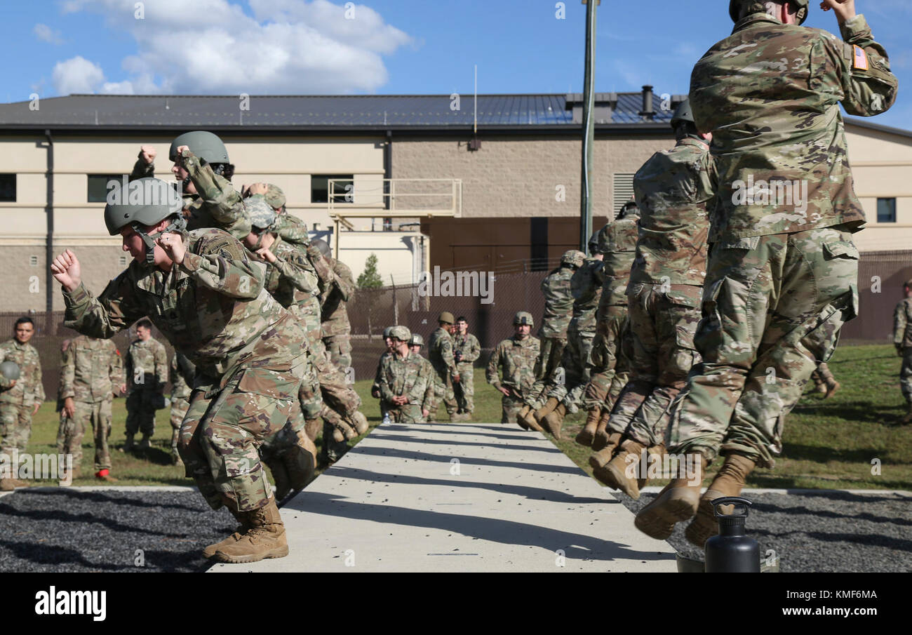 U.S. Army Paratroopers, with 528th Sustainment Brigade (Special ...