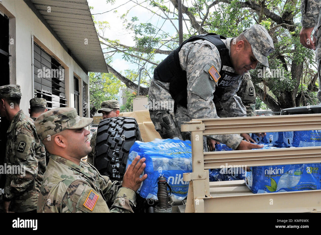 Citizen-Soldiers of the Puerto Rico Army National 92nd Military Police ...