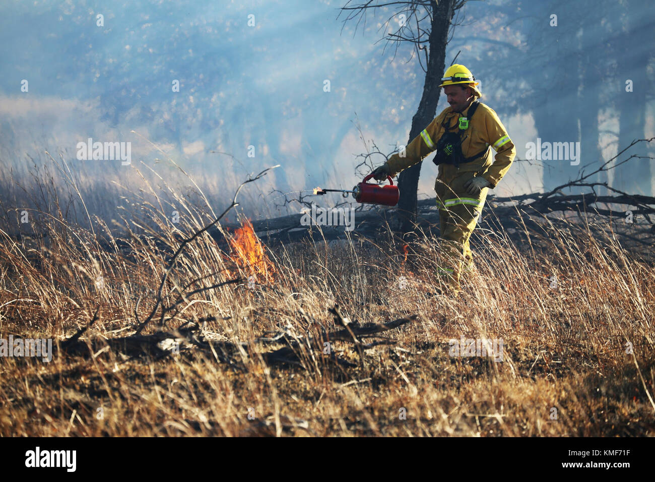 Firefighter training facility usa hi-res stock photography and images ...