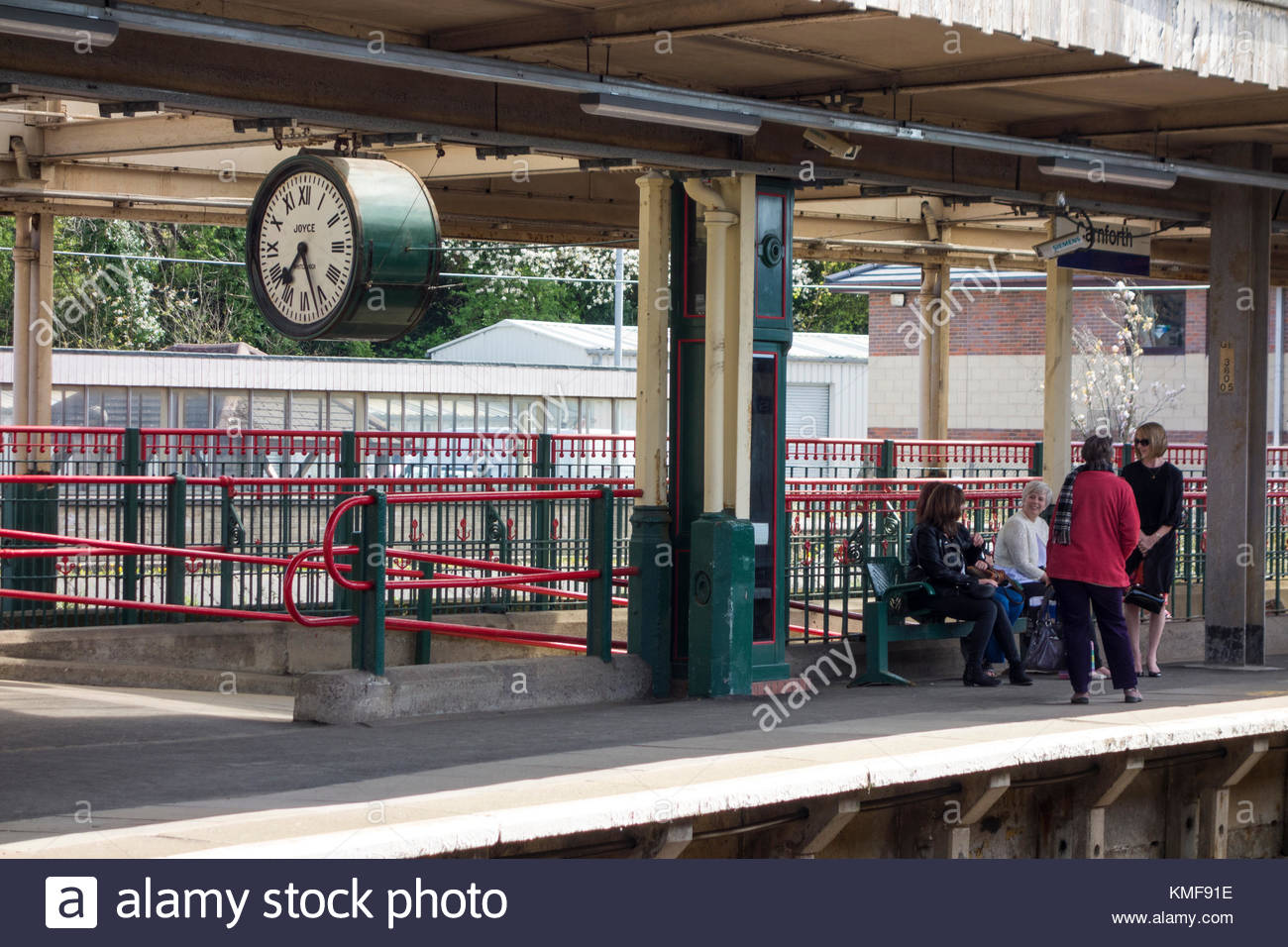 Carnforth Railway Station Clock High Resolution Stock Photography and ...