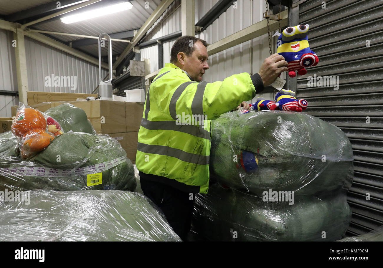 Border force port officer hi-res stock photography and images - Alamy