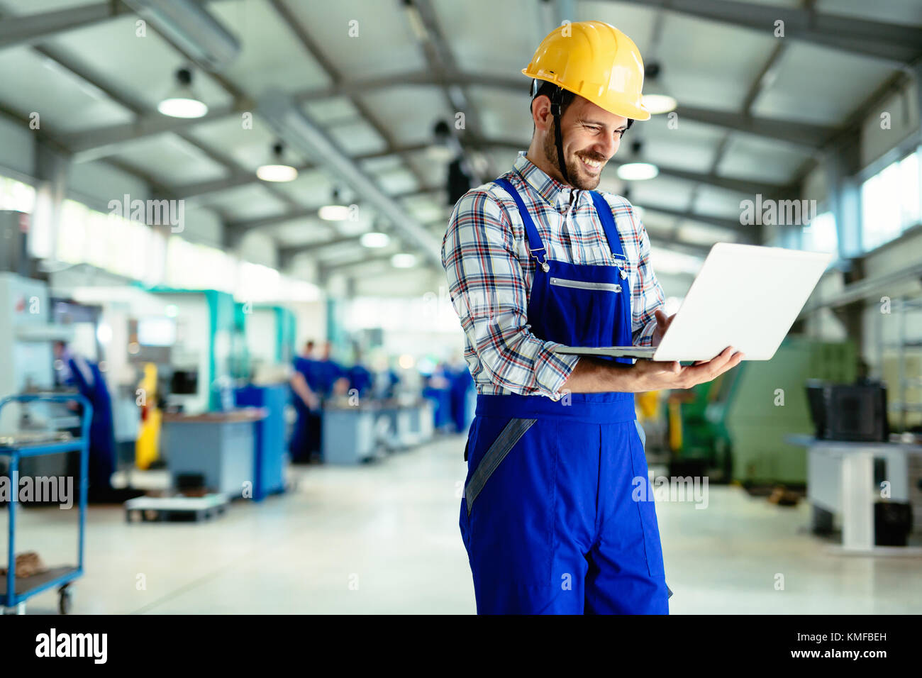 Copper scrap hi-res stock photography and images - Alamy