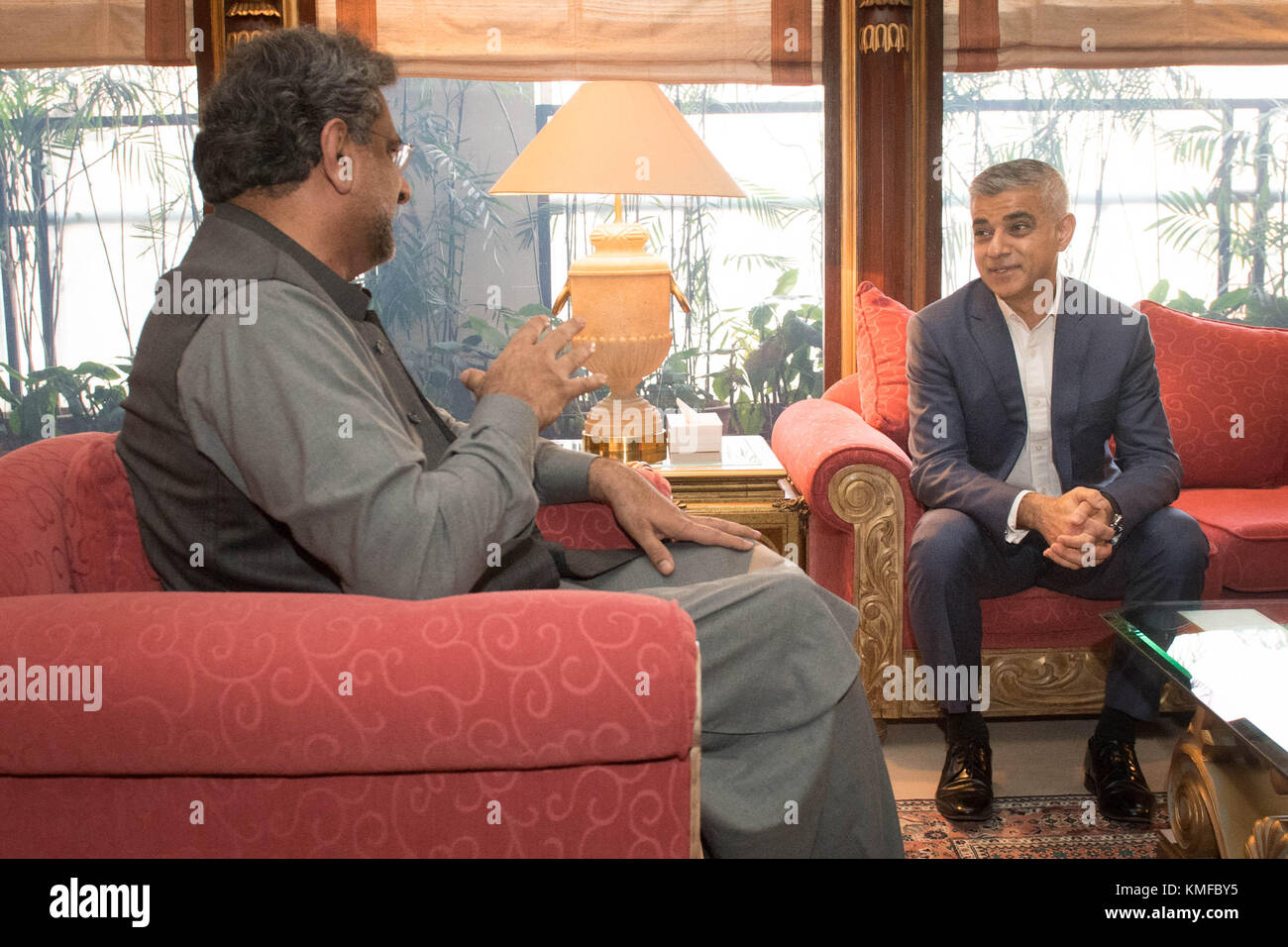 Mayor for London Sadiq Khan meets Pakistani Prime Minister Shahid Khan ...