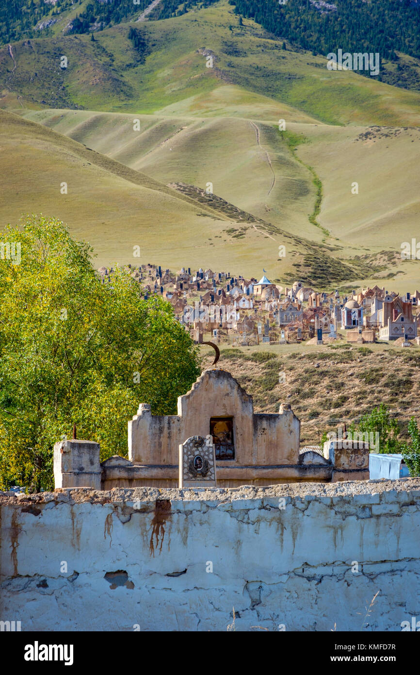Cemetery muslim cemetery hi-res stock photography and images - Alamy