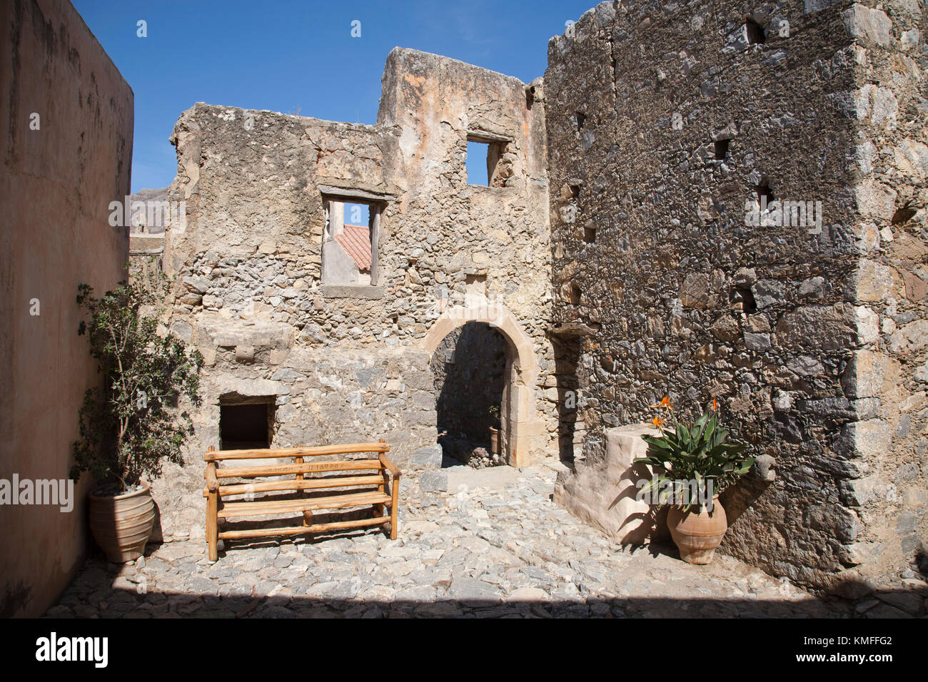 Kato moni preveli hi-res stock photography and images - Alamy