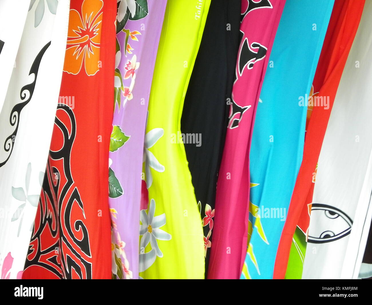 Pareos / Sarongs for sale in Moorea, French Polynesia Stock Photo - Alamy