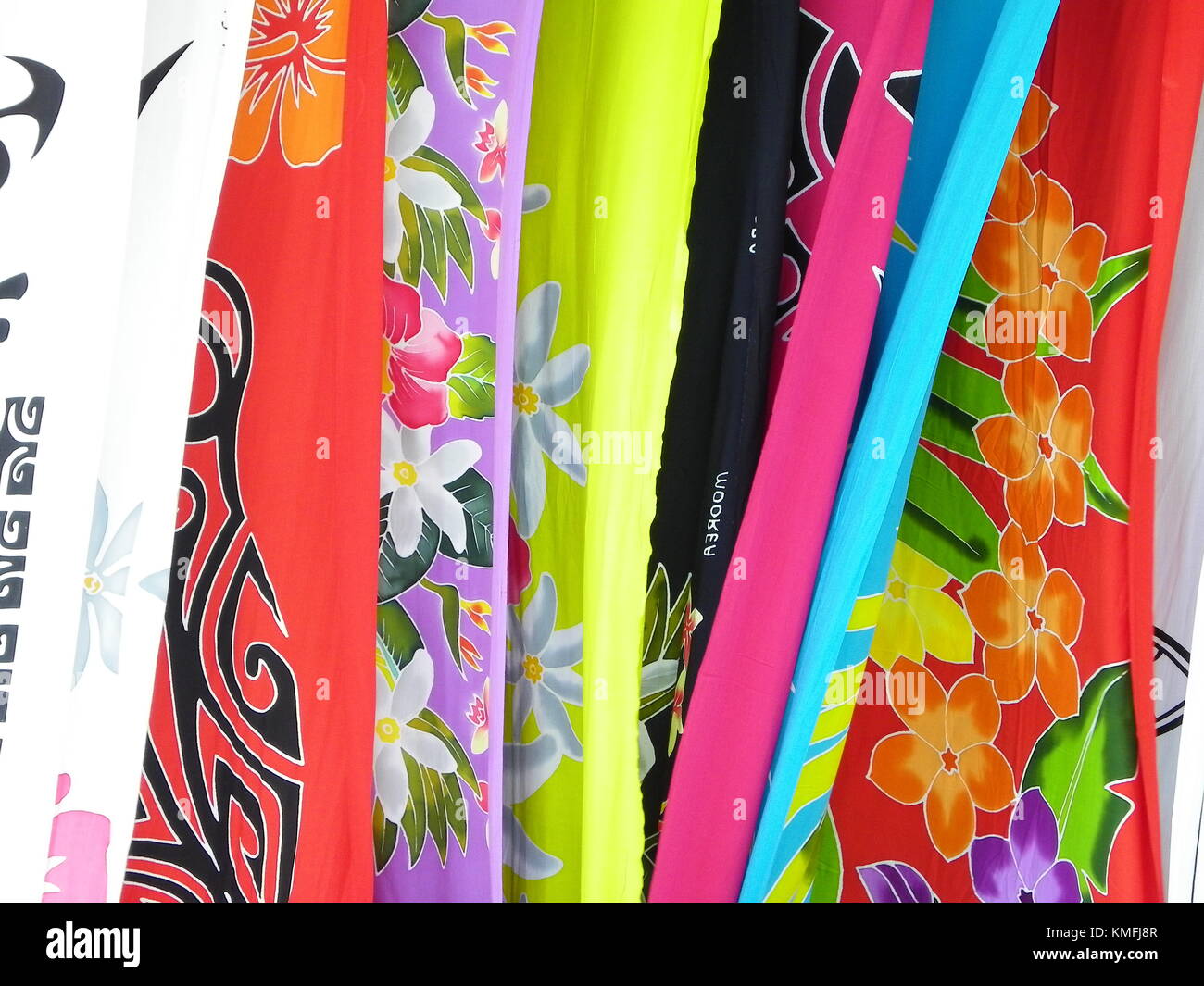 Pareos / Sarongs for sale in Moorea, French Polynesia Stock Photo - Alamy
