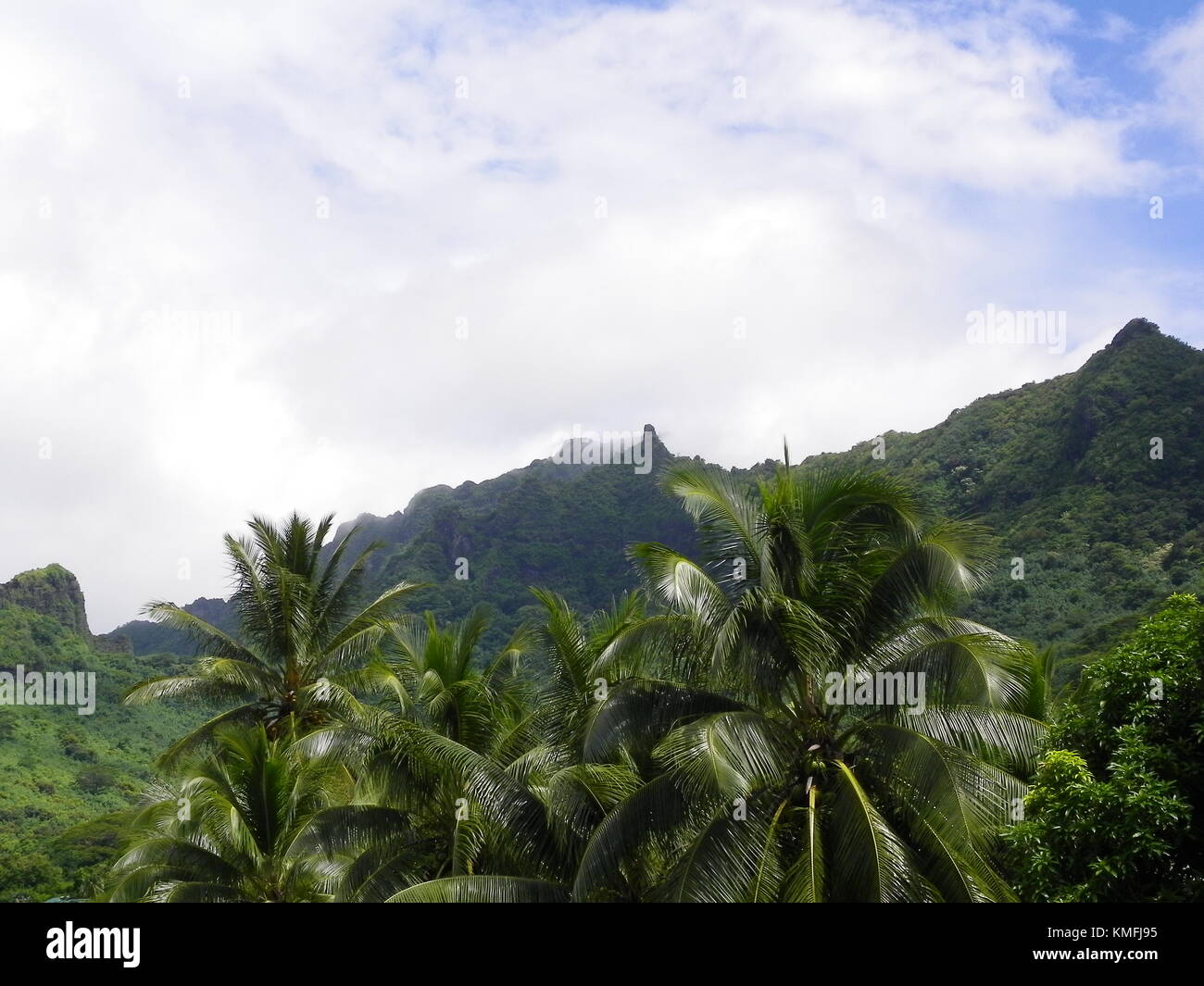 Mountains / Landscape, Moorea, French Polynesia Stock Photo - Alamy