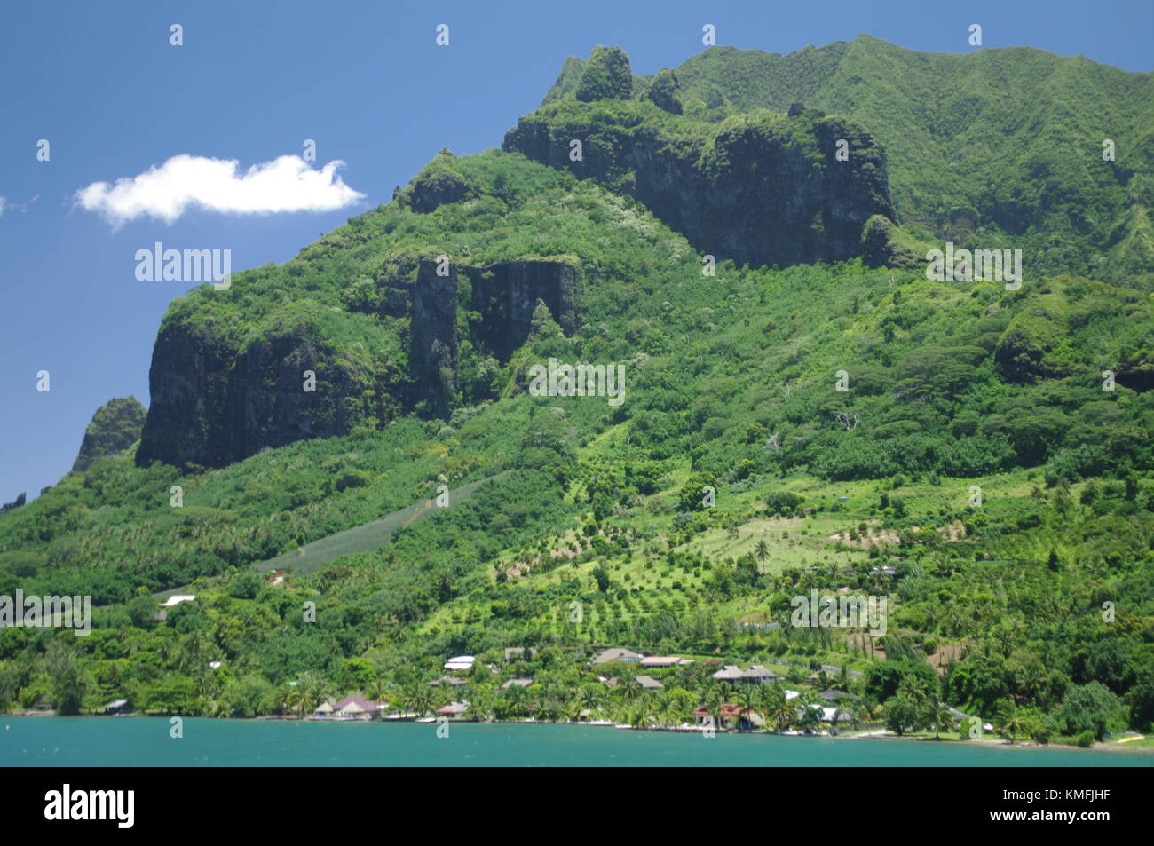 Mountains / Landscape, Moorea, French Polynesia Stock Photo - Alamy