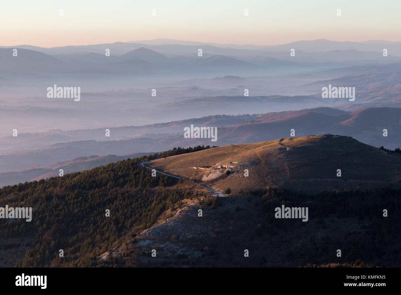 Beautiful aerial view of Subasio mountain (Assisi, Umbria) at sunset ...