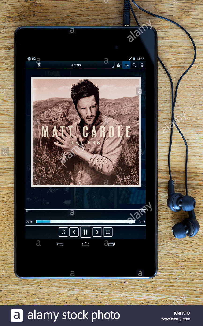 Peformer High Resolution Stock Photography and Images - Alamy