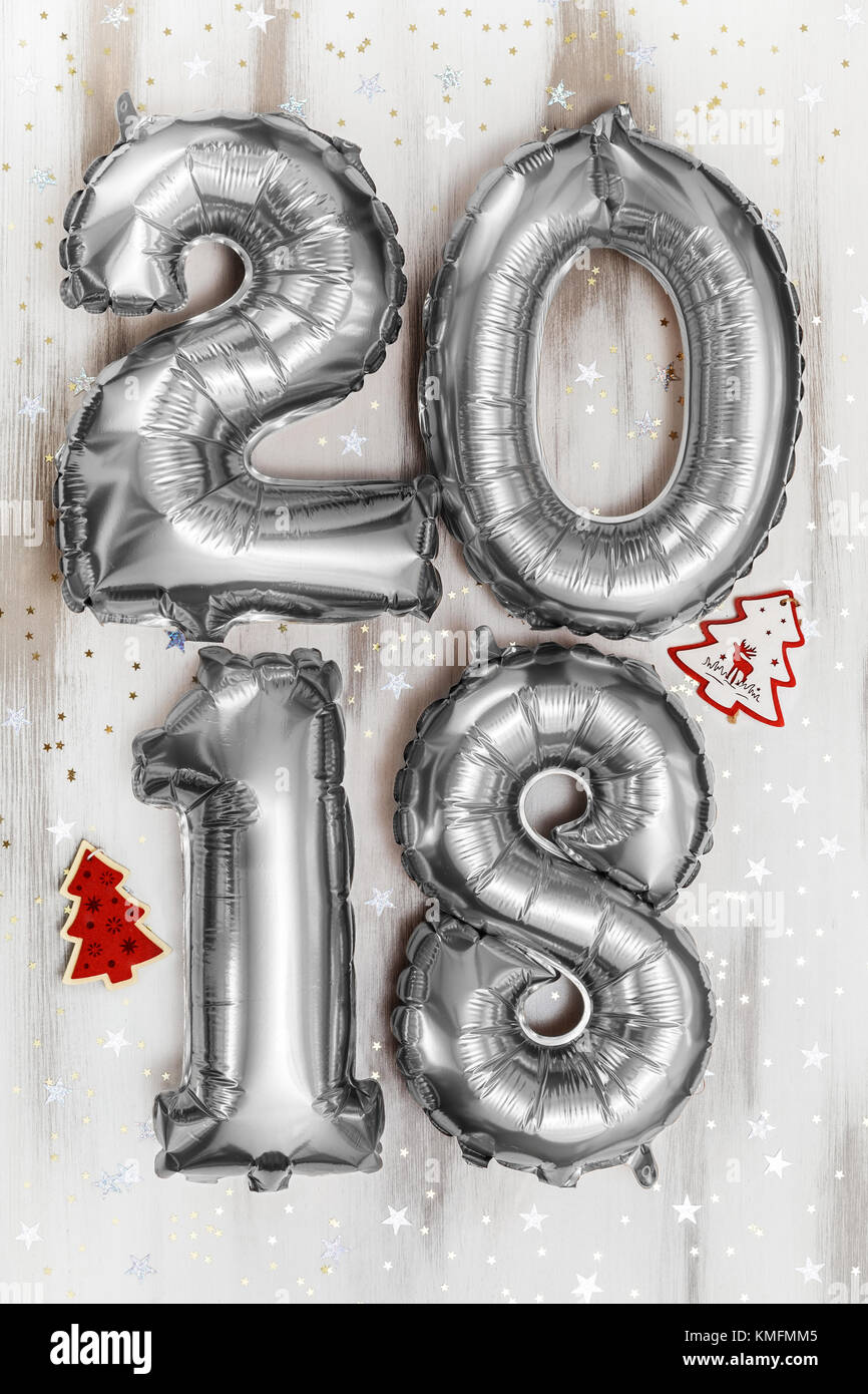 Bright silver balloons figures 2018, New Year Balloons with glitter ...