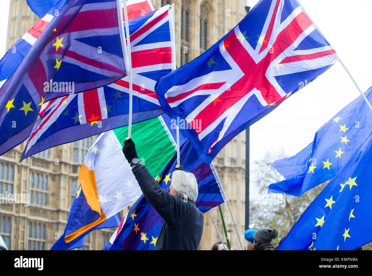 Eu supporters hi-res stock photography and images - Alamy