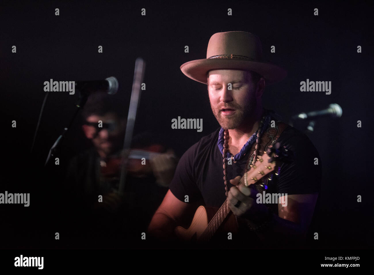 Drake white hi-res stock photography and images - Alamy