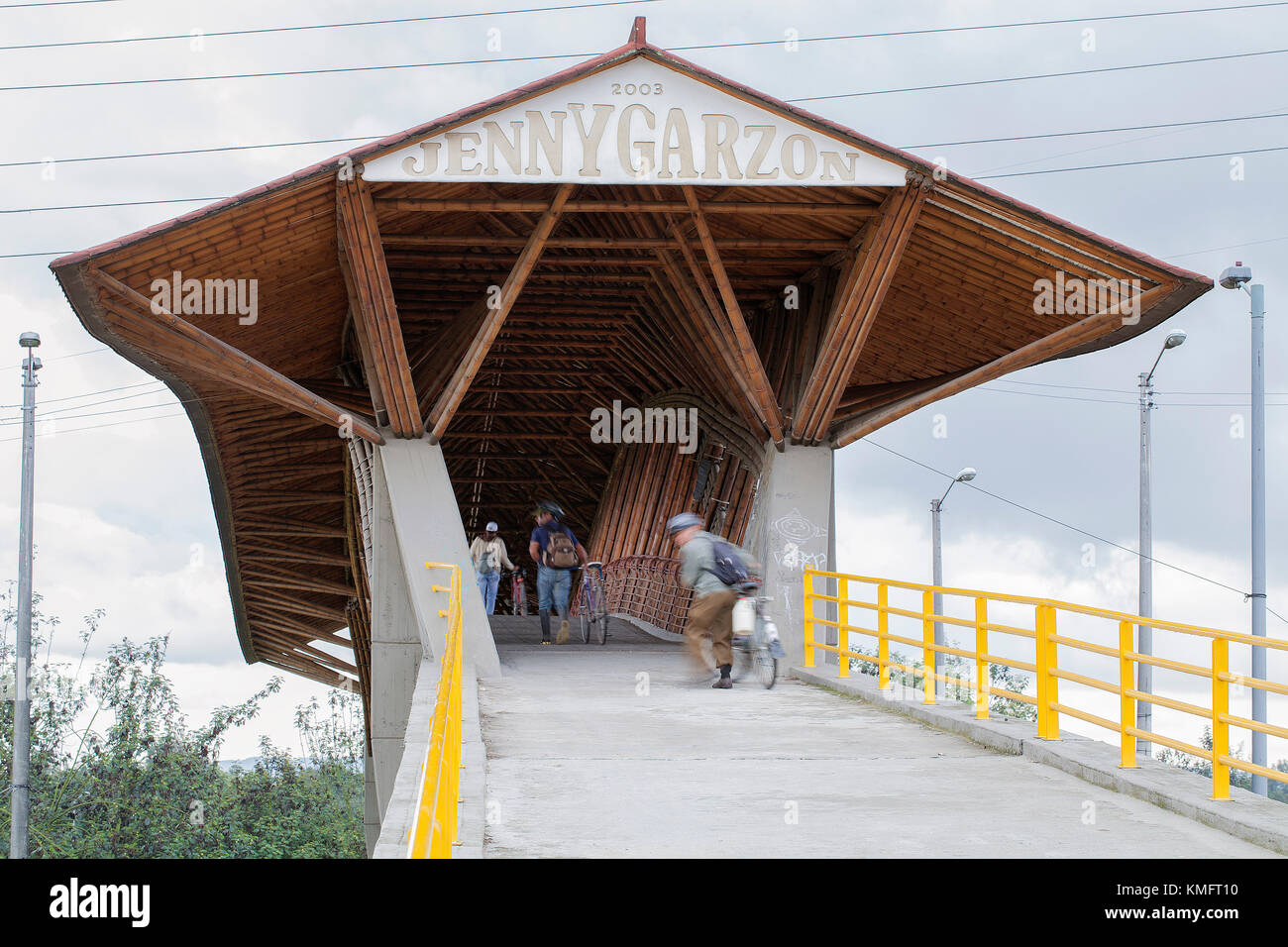 Jenny garzón bridge hi-res stock photography and images - Alamy