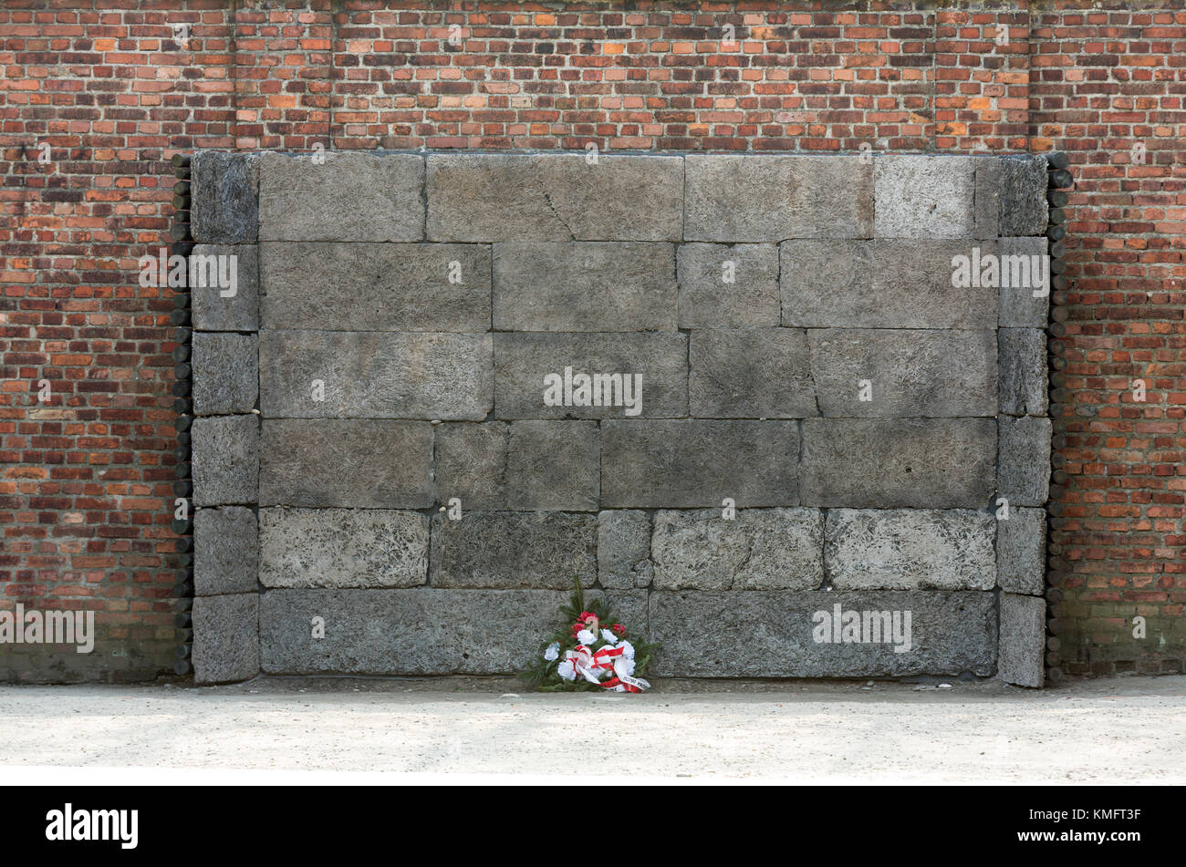 the Death Wall, Auschwitz-Birkenau concentration camp, Poland Stock ...