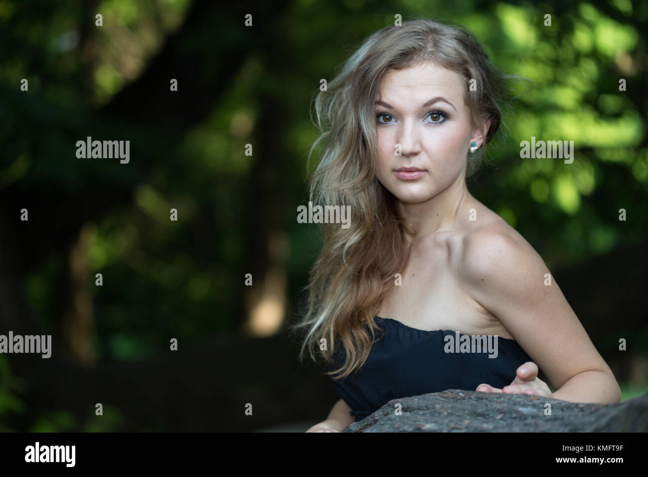 Ball gown hi-res stock photography and images - Alamy