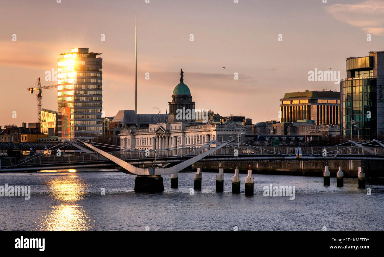 Customs House, Dublin, Ireland Stock Photo - Alamy