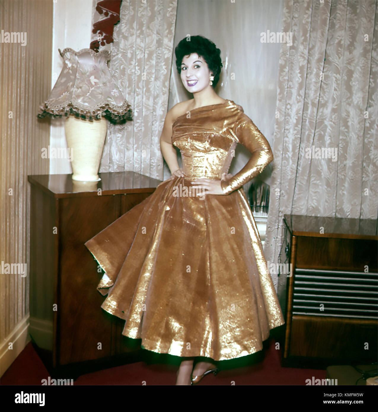 Singer Alma Cogan High Resolution Stock Photography and Images - Alamy