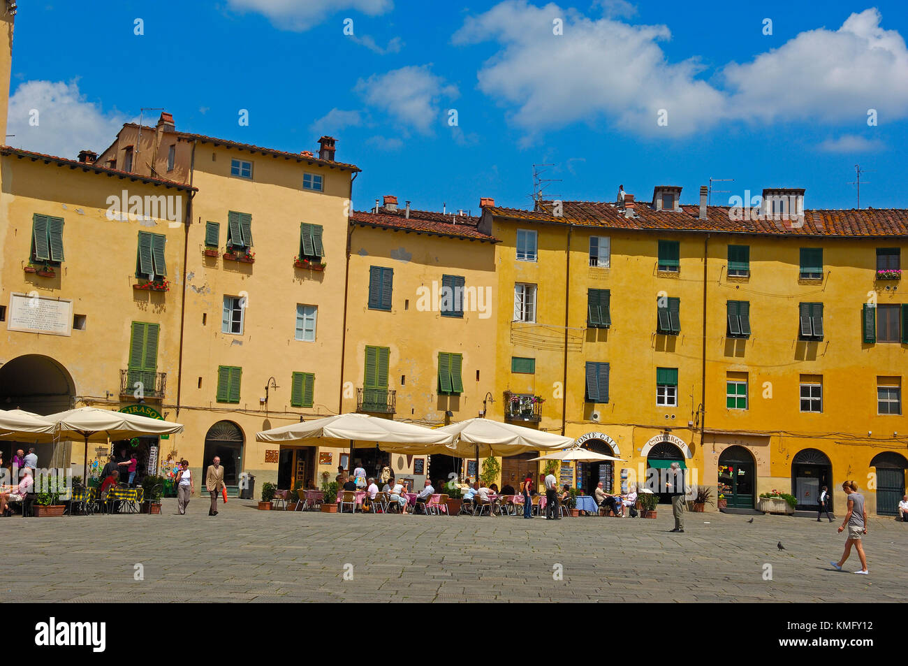 Lucca, Anfiteatro square, Piazza Anfiteatro, Tuscany, Italy, Europe ...