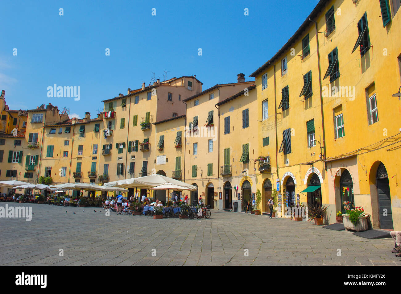 Lucca, Anfiteatro square, Piazza Anfiteatro, Tuscany, Italy, Europe ...