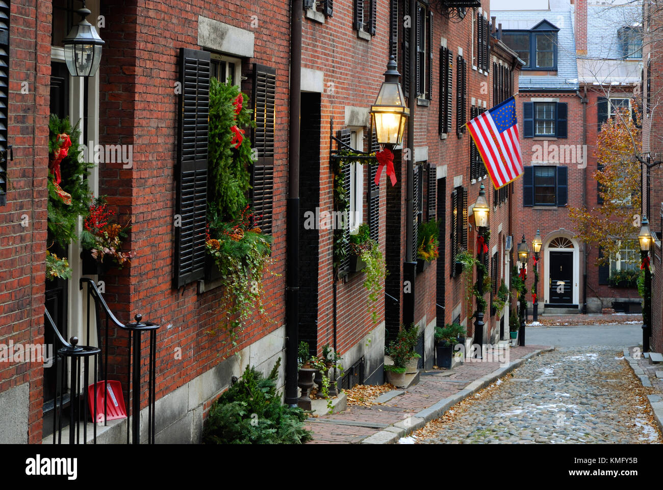 Colonial boston winter hi-res stock photography and images - Alamy