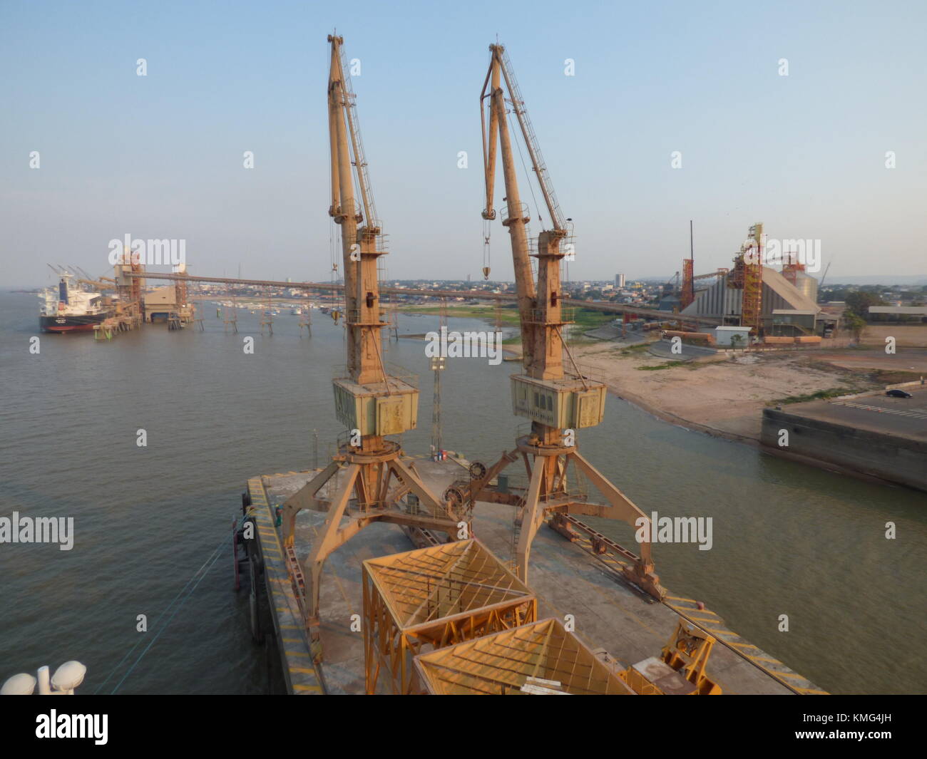 Port operations logistics cargo bulk Cargill quay dock jetty Santarem ...