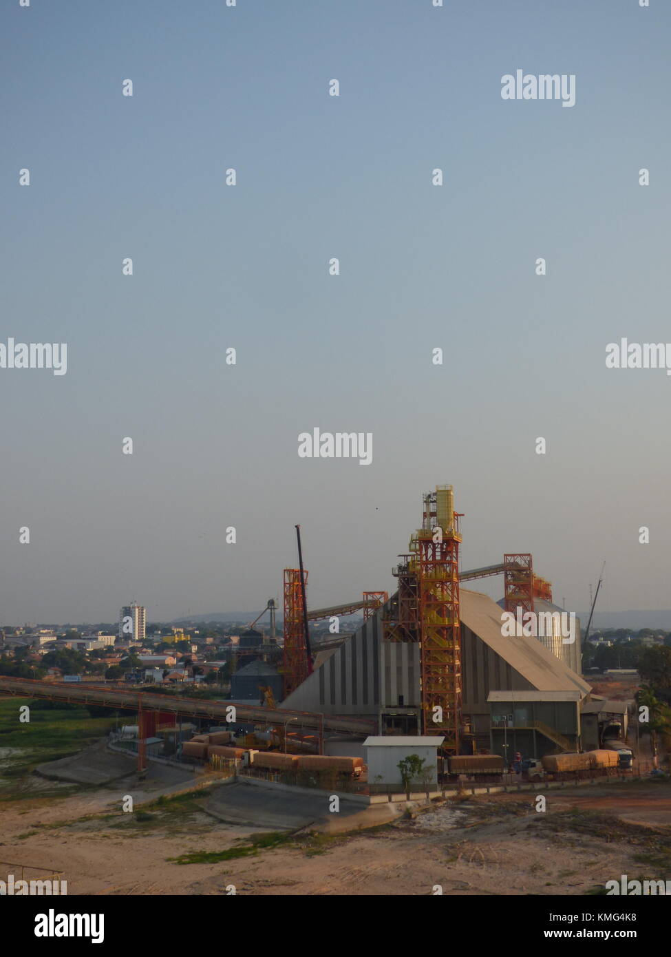 Port operations logistics cargo bulk Cargill quay dock jetty Santarem ... Port operations logistics cargo bulk Cargill quay dock jetty Santarem ...
