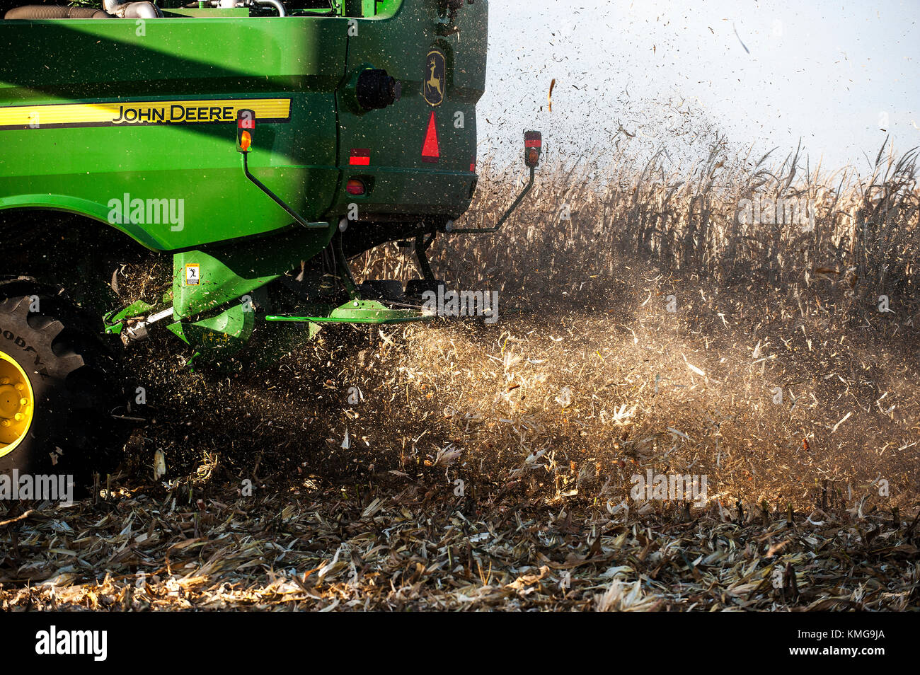 Corn harvesting machine hi-res stock photography and images - Alamy