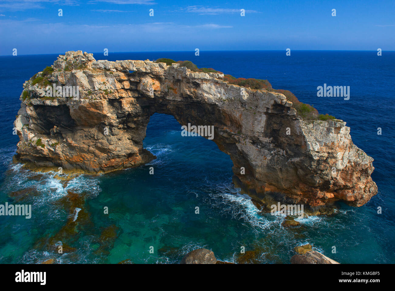 Archway of Es Pontas, Mallorca, Es Pontas, Natural stone arch, Cala ...