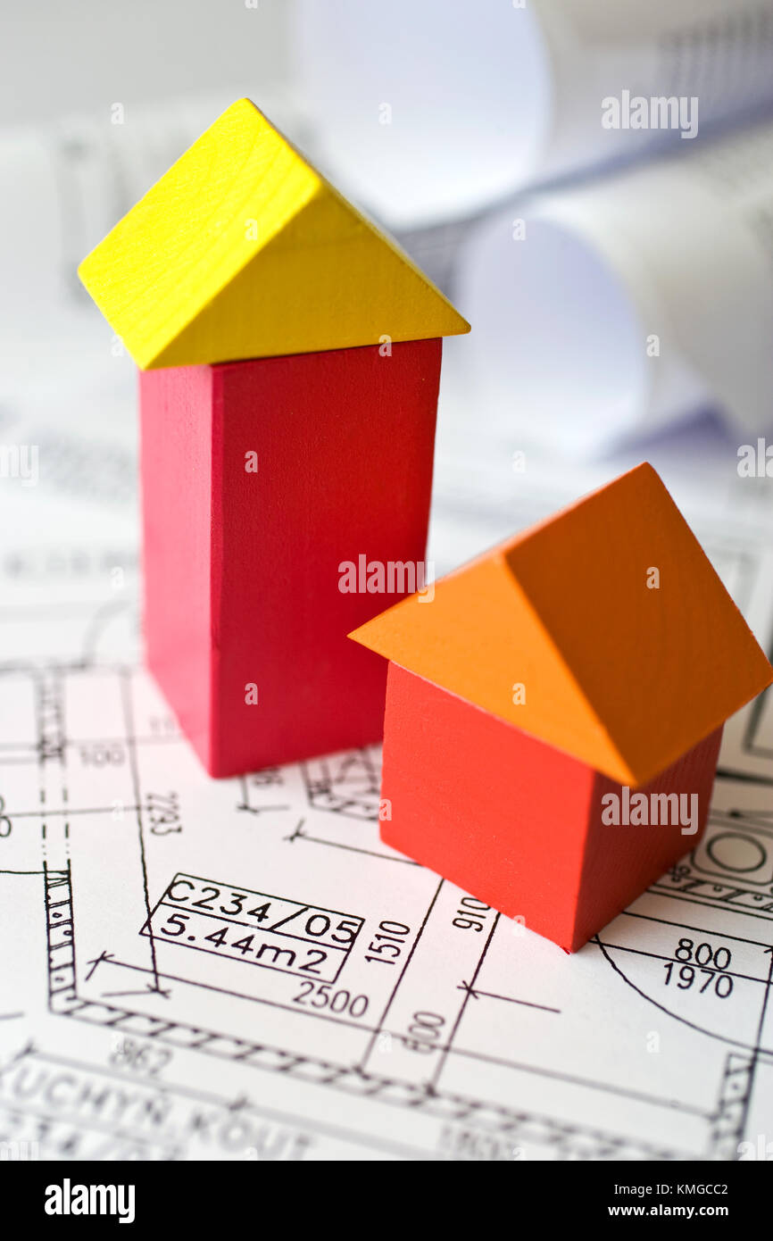 Model of house and architectural blueprints hi-res stock photography ...