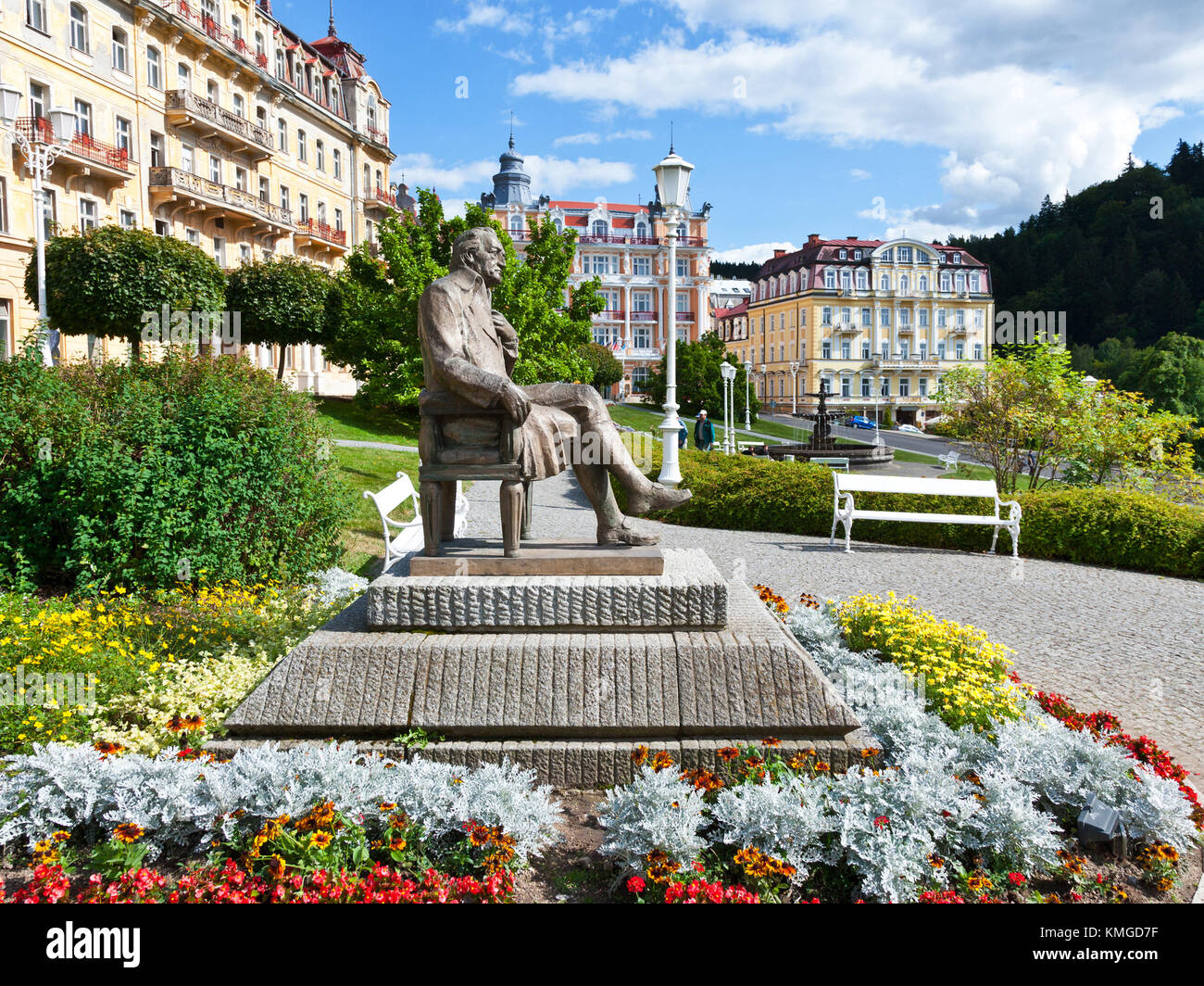 Johann wolfgang goethe statue hi-res stock photography and images - Alamy