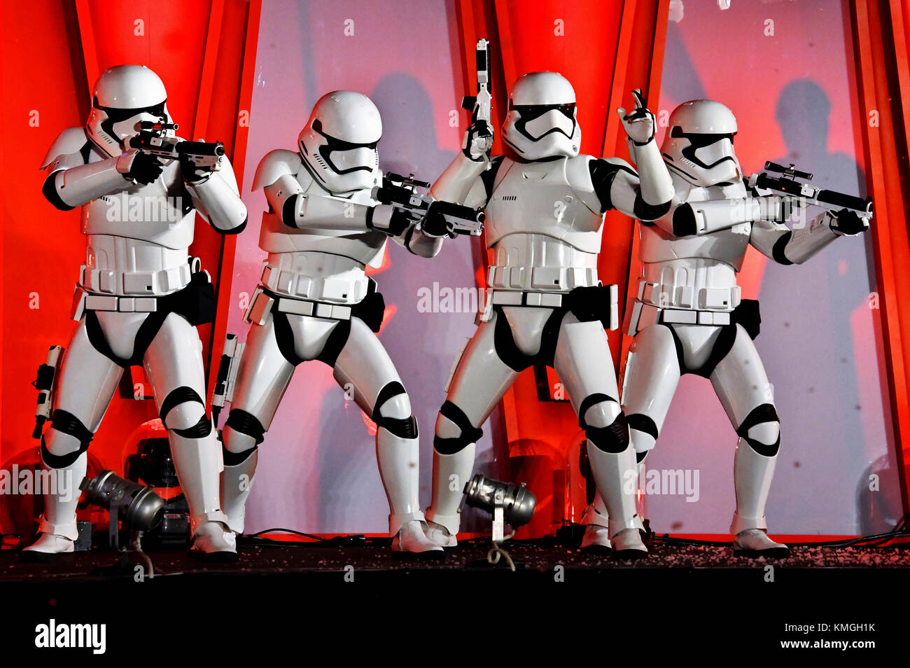 Tokyo, Japan. 06th Dec, 2017. Stormtroopers attend the 'Star Wars: The ...