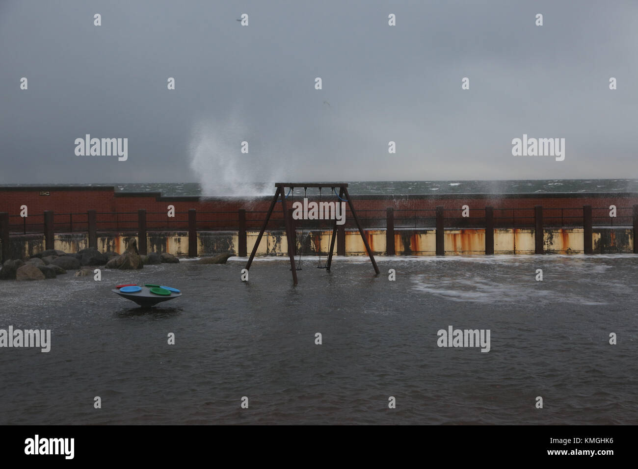 Closed down waterpark High Resolution Stock Photography and Images - Alamy