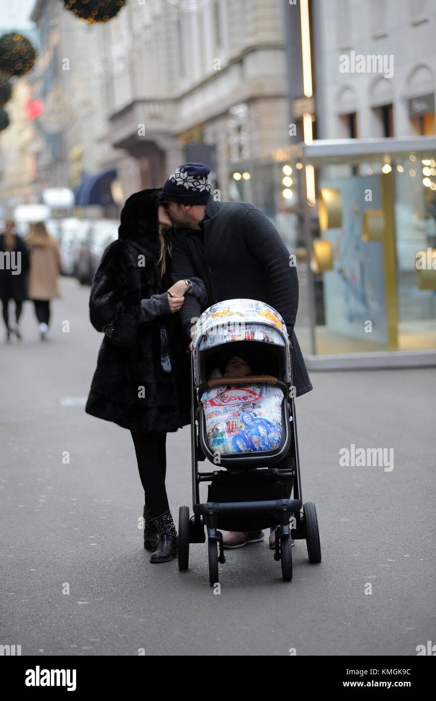 Milan, Cecilia Capriotti with boyfriend Gianluca and daughter walking ...