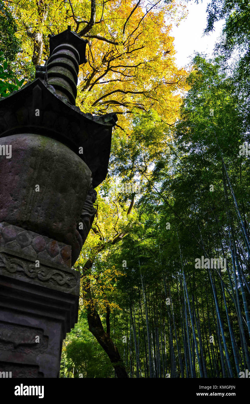 Tiantong temple ningbo zhejiang china hi-res stock photography and ...