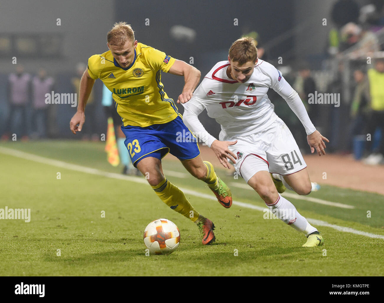 Olomouc, Czech Republic. 07th Dec, 2017. L-R MILOS KOPECNY (Zlin) and ...