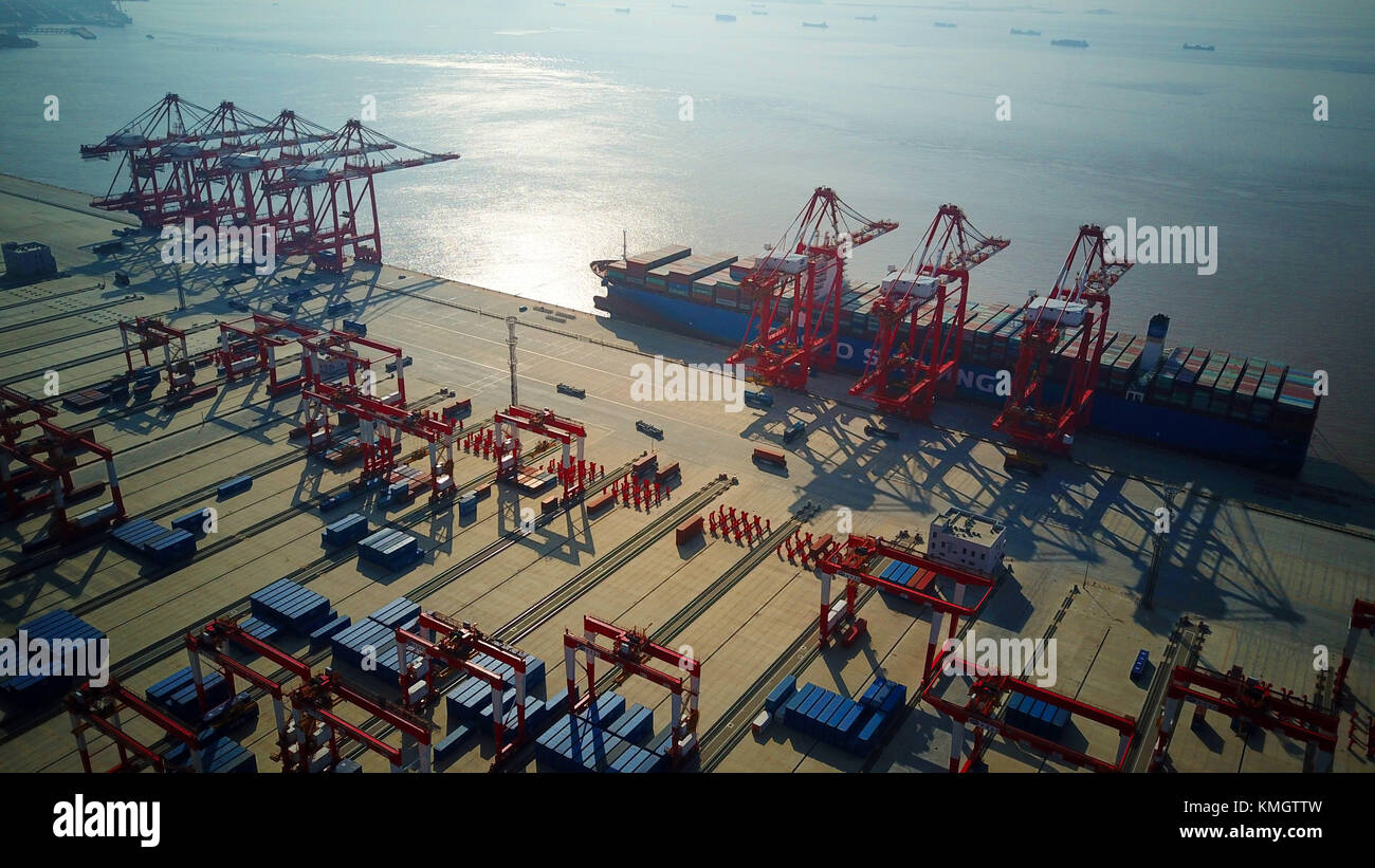 China. 8th Dec, 2017. CHINA-December 2017:(EDITORIAL USE ONLY. CHINA OUT) .The world's largest ...