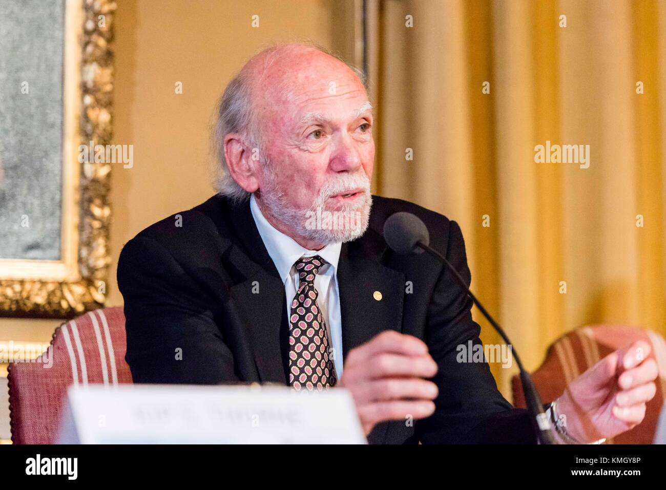 Barish hi-res stock photography and images - Alamy