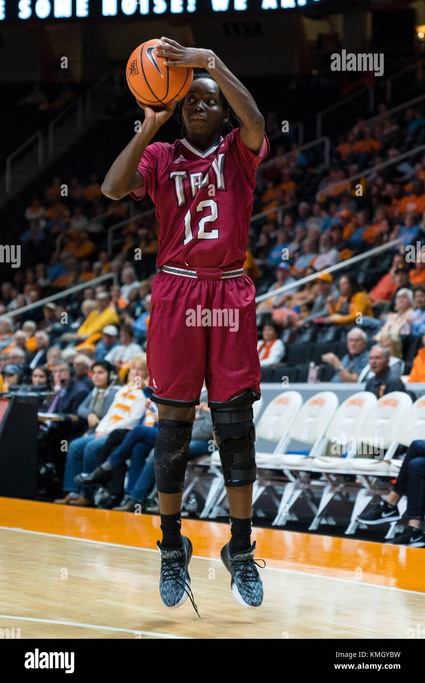 December 6, 2017: Harriet Winchester #12 of the Troy Trojans shoots the ...