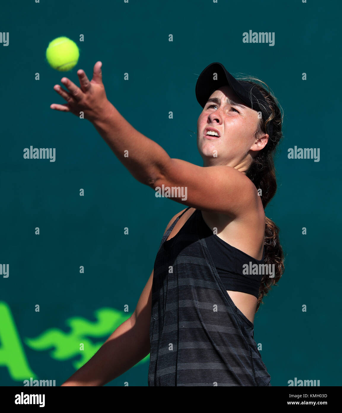 Plantation, Florida, USA. 07th Dec, 2017. Chloe BECK (USA) plays in the ...