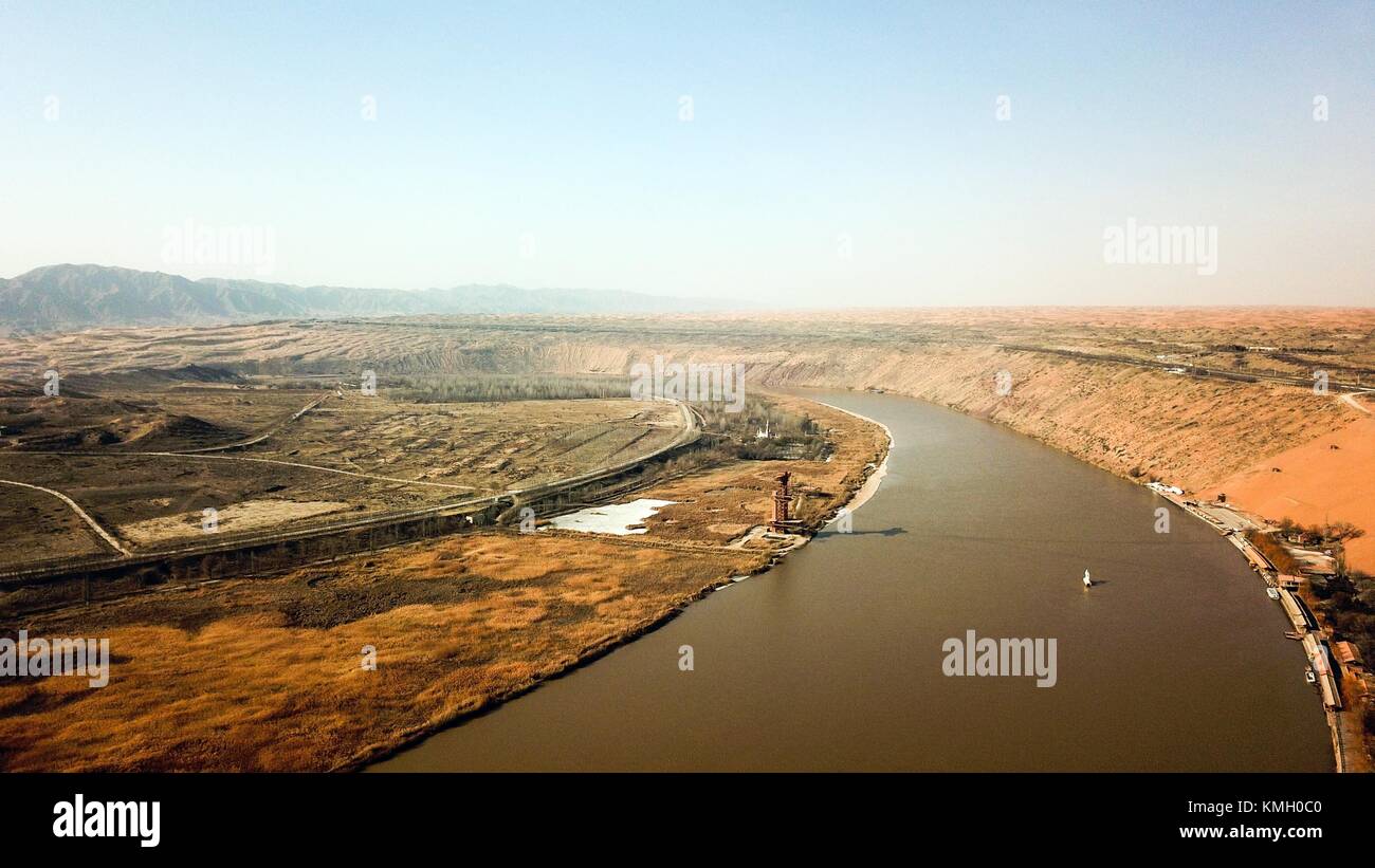Zhongwei. 8th Dec, 2017. Photo taken on Dec. 8, 2017 shows the scenery ...