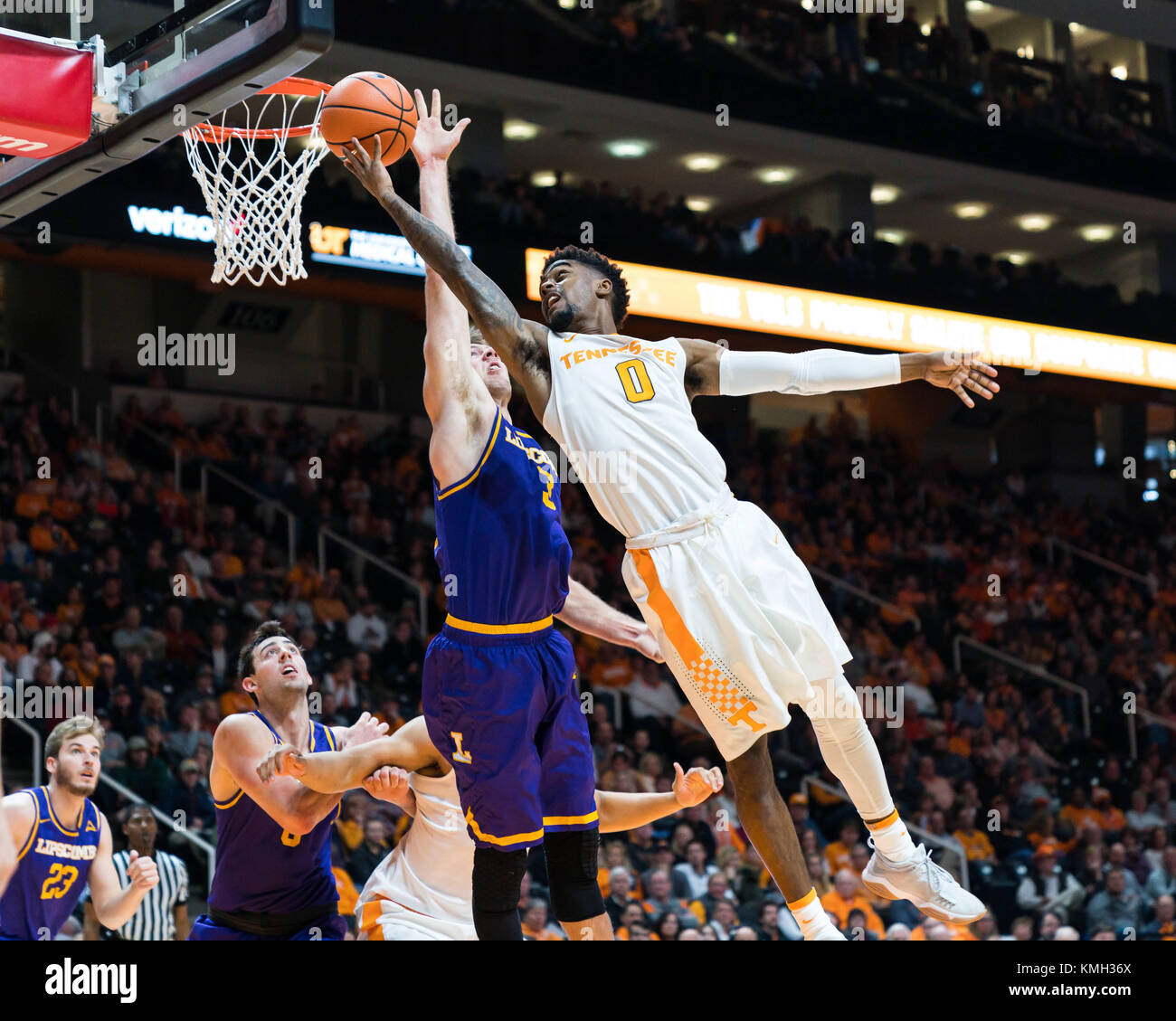 Michael jordan basketball 2017 hi-res stock photography and images - Alamy