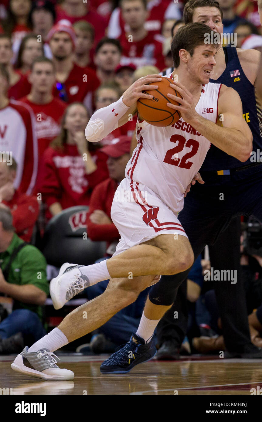 Madison, WI, USA. 9th Dec, 2017. Wisconsin Badgers forward Ethan Happ ...