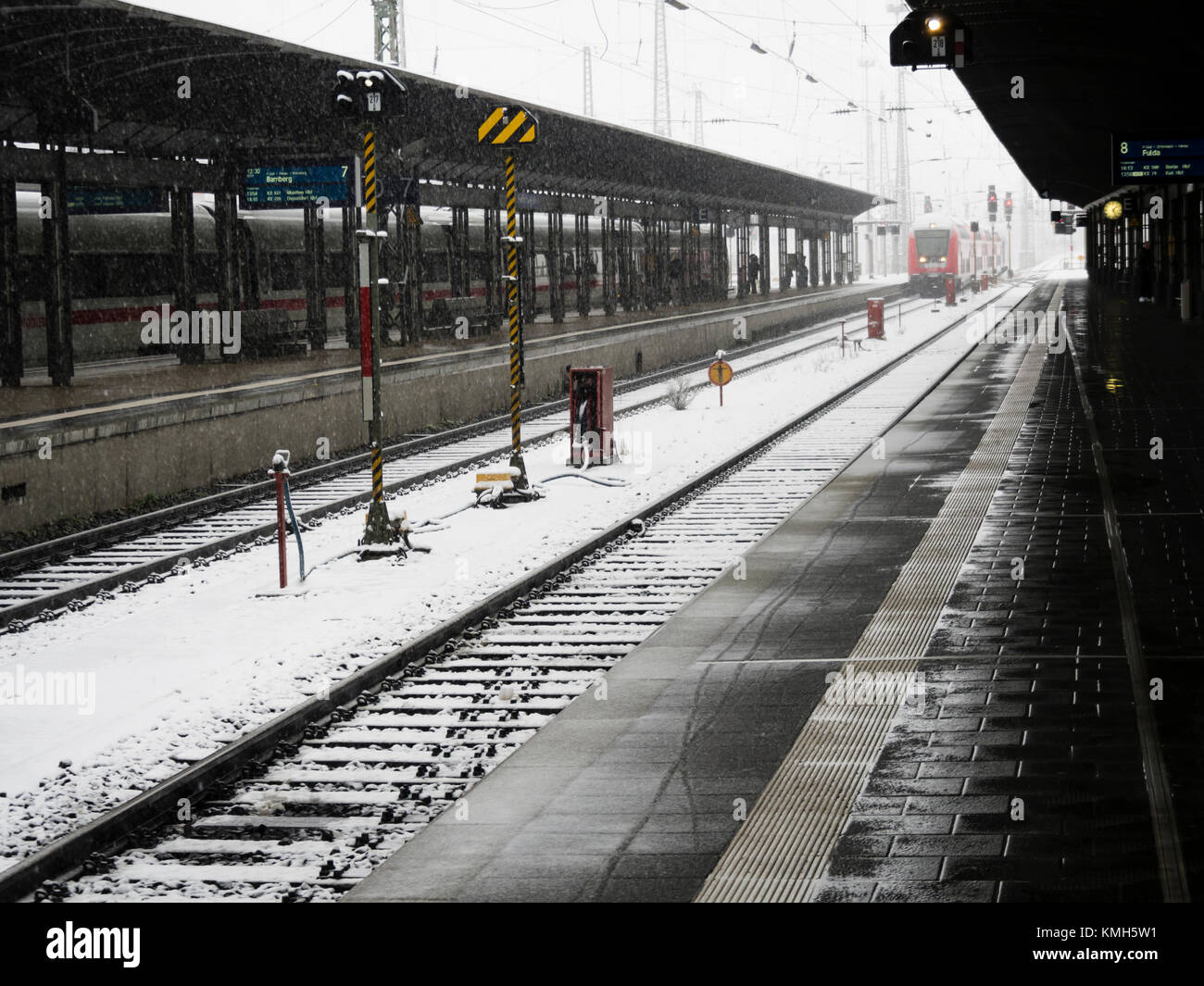 Trackfield hi-res stock photography and images - Alamy